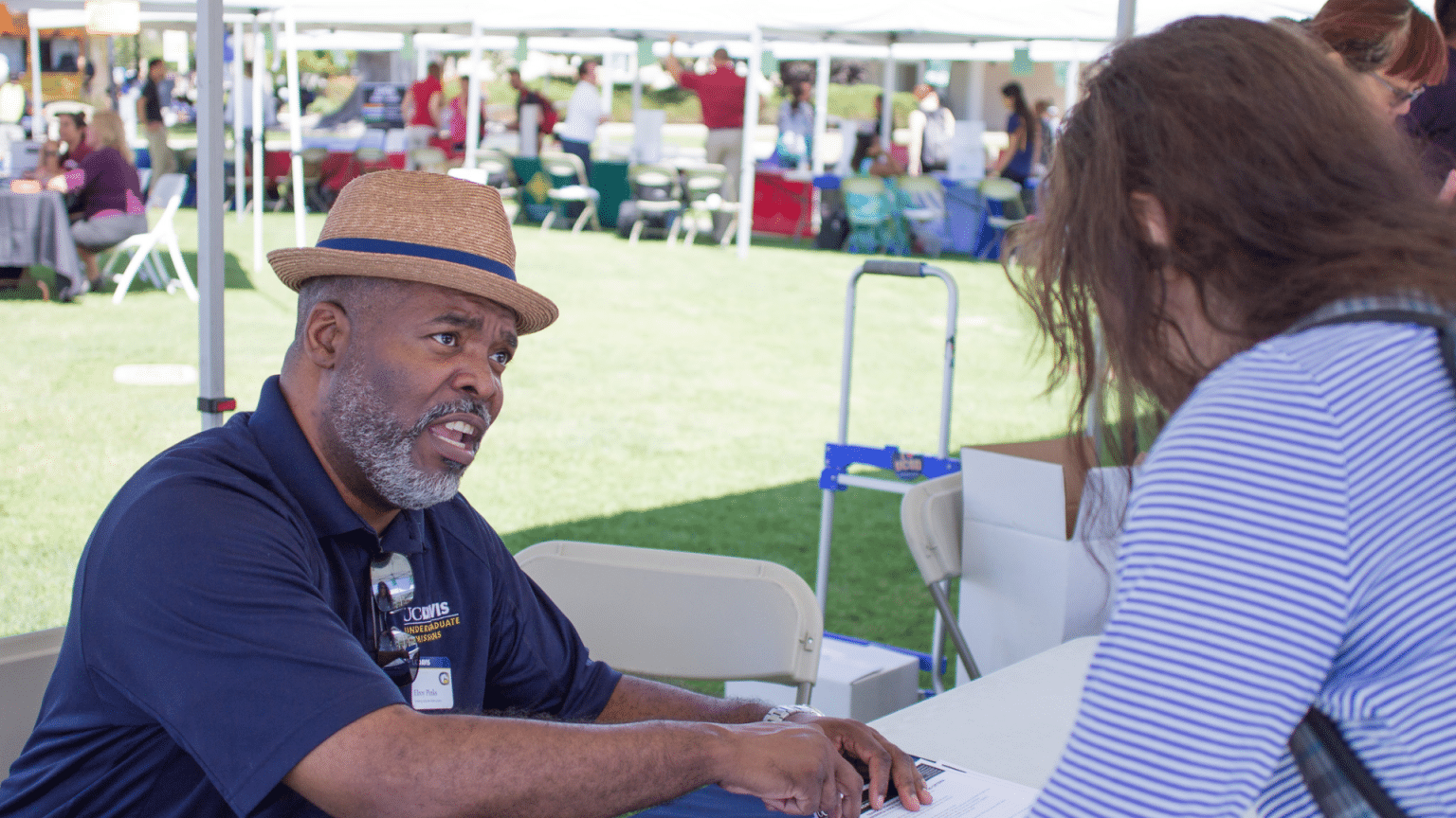 How to Organise a Tabling Event Like a Pro? - Boomset