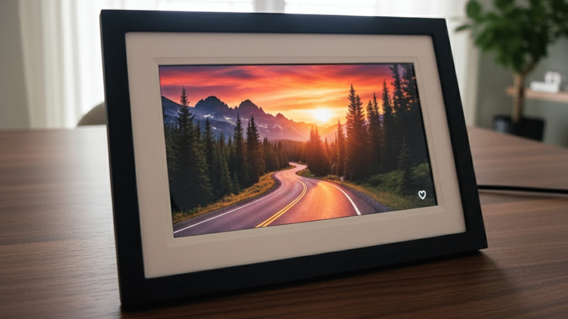 Skylight Frame Review: Is It Worth Buying? - Boomset
